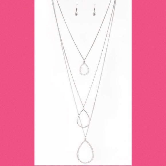 Jewelry | Nwt 3 Tier Teardrop Necklace | Poshmark